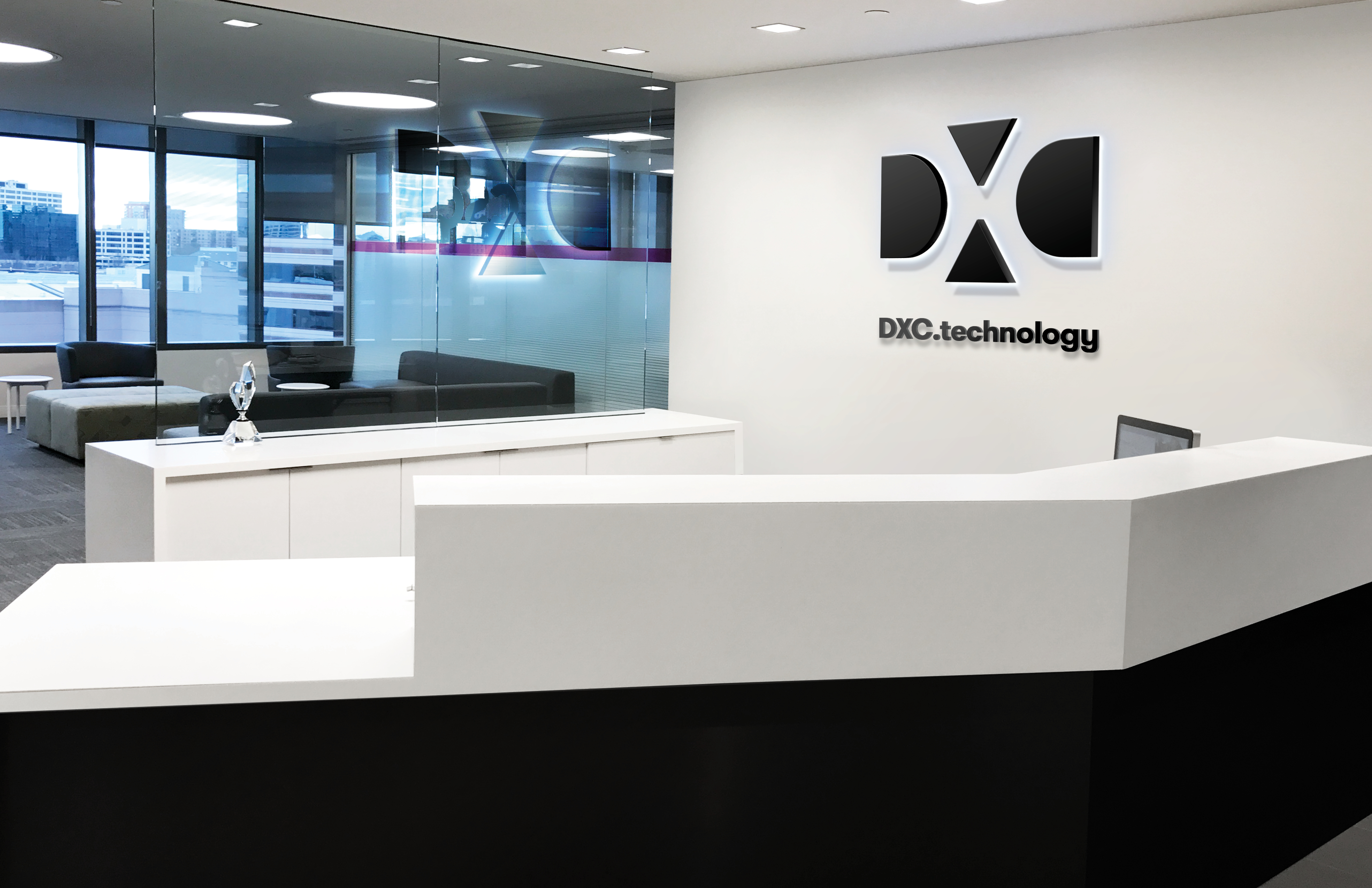 The Brand Transformation Of DXC Technology Matt Egan And Anne Swan